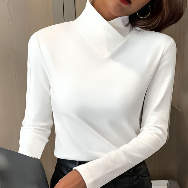 Charo | Elegant Turtleneck Fit – Clara & Hayes